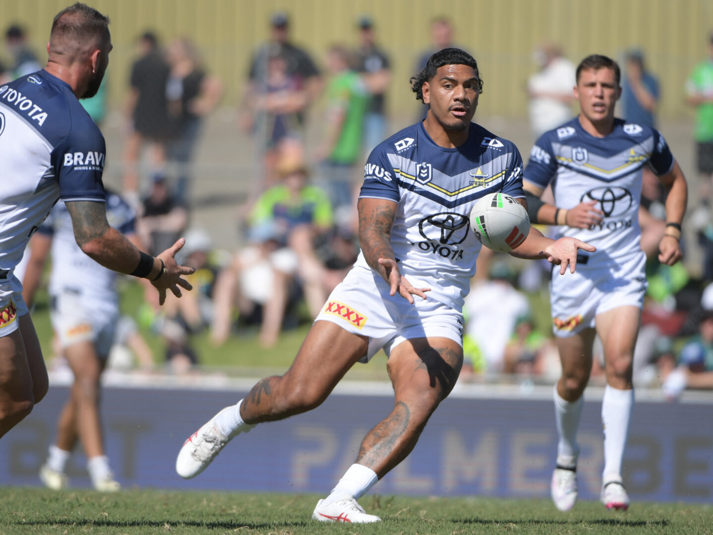 Thomas Mikaele – Titan Sports Management